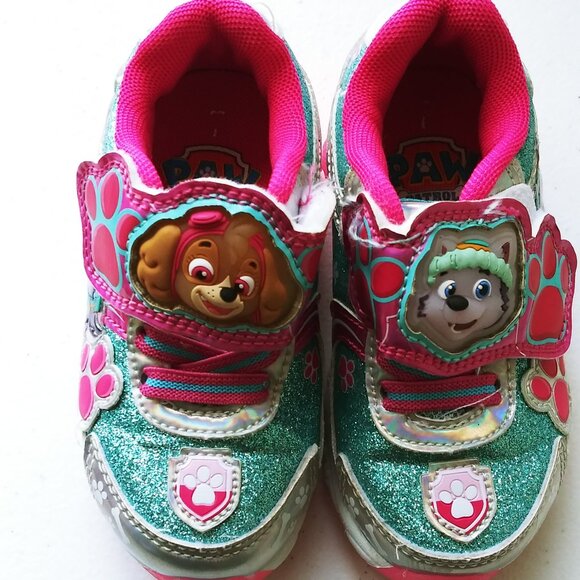 Nickelodeon | Shoes | Nickelodeon Paw Patrol Pink Light Up Sneakers ...